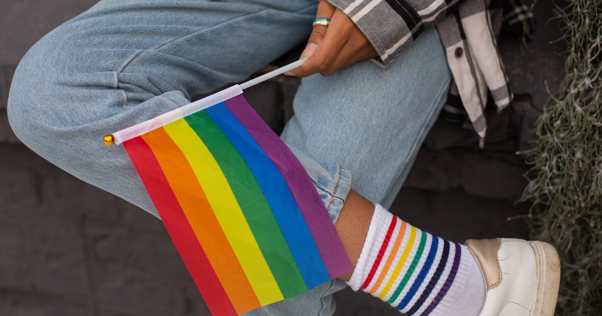 'Queer Up': Advice and activities for queer and questioning teens ...